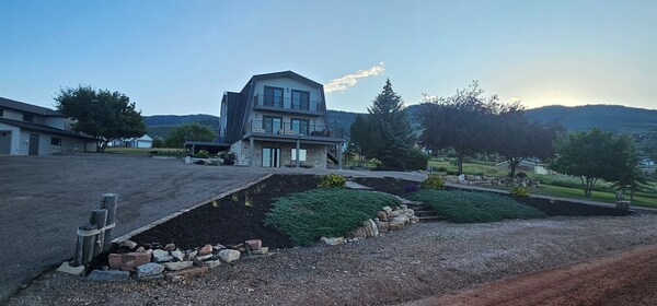 Blue Bear Lake Heaven With Amazing Views. Sleeps 16 Max. - Bear Lake