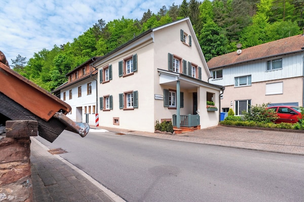 Holiday Home 'Becker' With Private Terrace, Private Garden And Wi-fi - Ludwigswinkel
