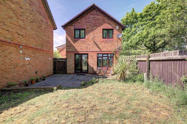 Modern And Spacious 3 Bedroom Home In Peterborough - Rutland