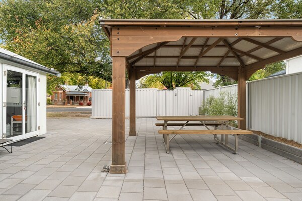 Neat & Tidy Studio With Firepit Near Bathurst Cbd - Bathurst