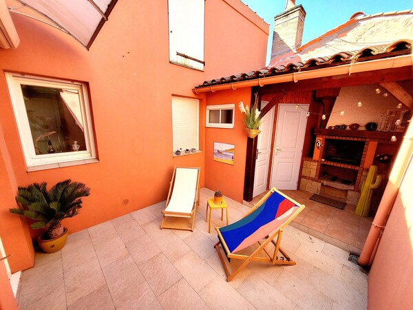 Maison De Pêcheur Moderne Avec Terrasse, Proche Mer Et Commerce - Barbecue - Wifi Gratuit - Les Sables-d'Olonne