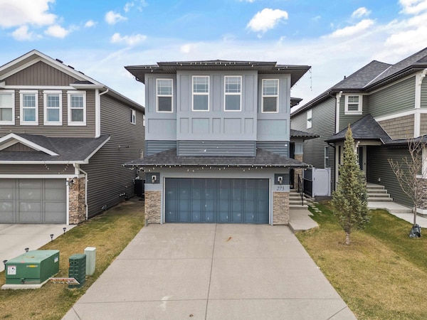 New! 2br Private Suite, Free Banff Pass, Netflix! - カルガリー