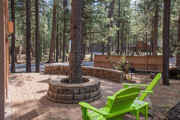 Rr015 | Lovely Ranch Cabin Nestled In The Woodsy Central Oregon Landscape. - Sisters, OR