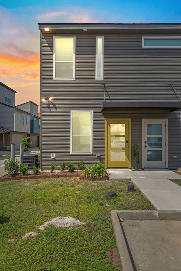 Newcouillon Houseluxury Amenitiesfast Wificozy - Lafayette, LA