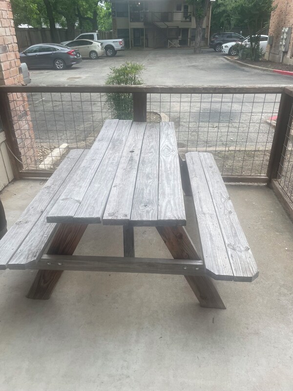 Cozy Private Condo In The Heart Of  Downtown San Marcos! Community Pool! - San Marcos, TX