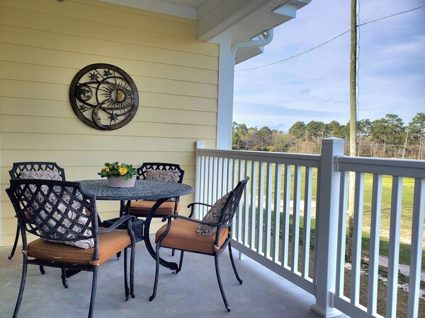 New Listing Spacious Luxury Villa In Mb Area. All Amenities, Beach & Golf Nearby - Garden City