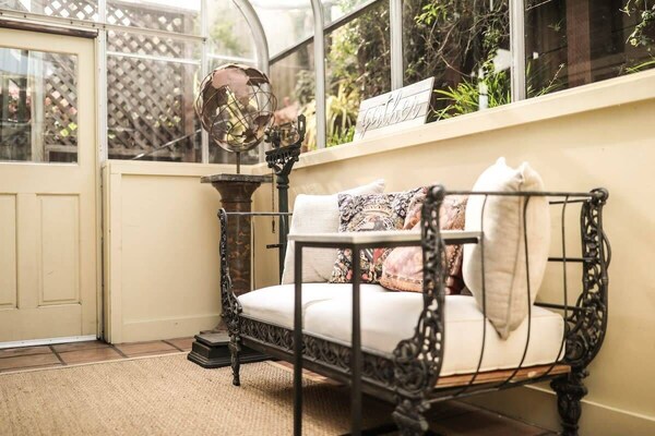 Spacious 3br/2.5ba Glen Park Home With Patio - San Francisco, CA