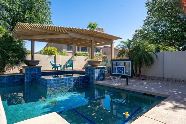 Htd Pool~fire Pit~games~dog Friendly~ping Pong - Gilbert, AZ