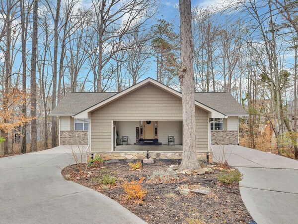 Soluna Cottage- Private Stay In Lakeside Community - Tellico Village, TN