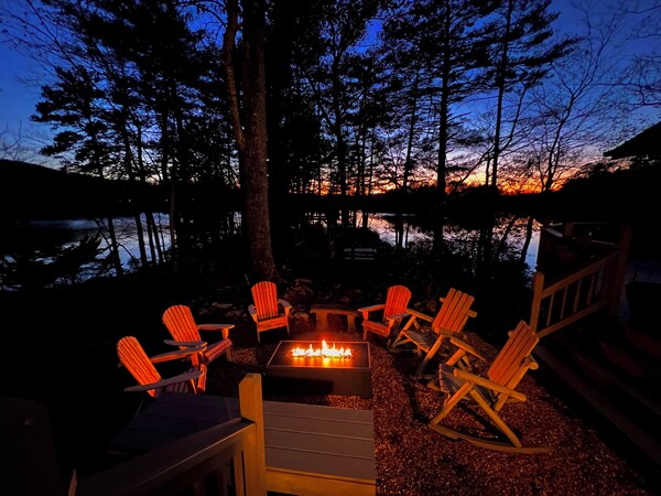 Beautiful Lake Home In N Ga - Kayaks / Fishing / Golf - Jasper, GA