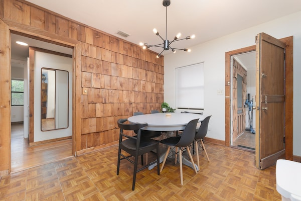 Be A Nomad | Cozy 3br W/ Big Yard & Parking - Orange Park, FL