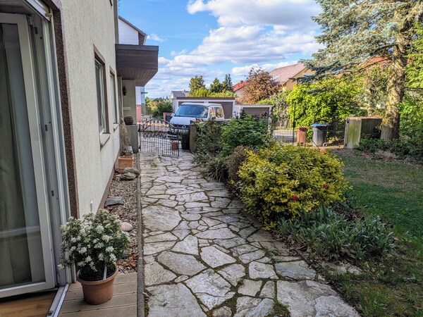 Spacious Apartment With Direct Garden Access, Close To Nature. - Bayreuth