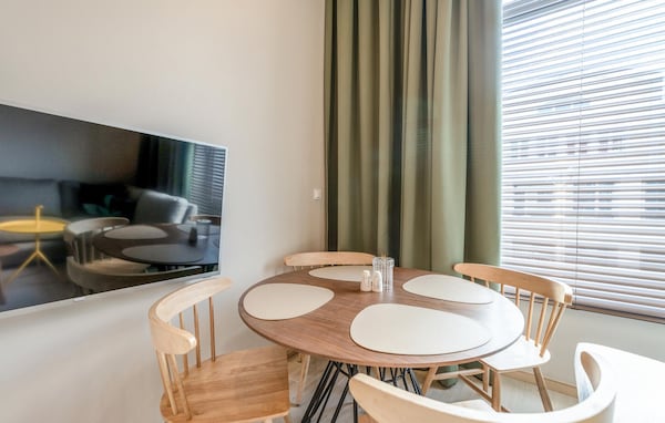 1 Bedroom Stunning Apartment In Gizycko - Giżycko