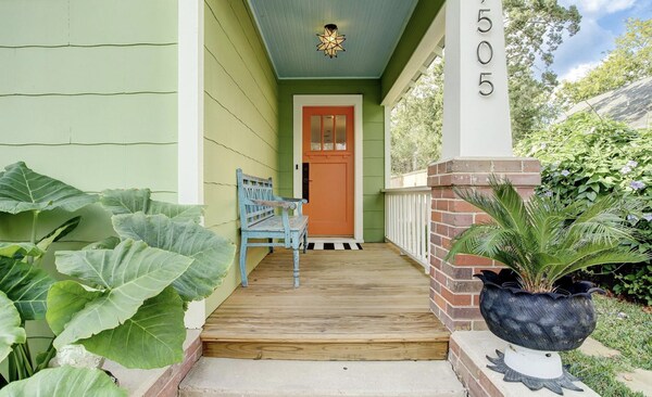 Dog Friendly Cottage Near Eats And Treats - Houston, TX