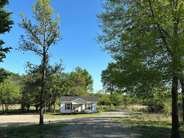 Charming 2-bed Cabin In Sand Springs On 7 Acres W A Pond - Osage Casino - Sand Springs