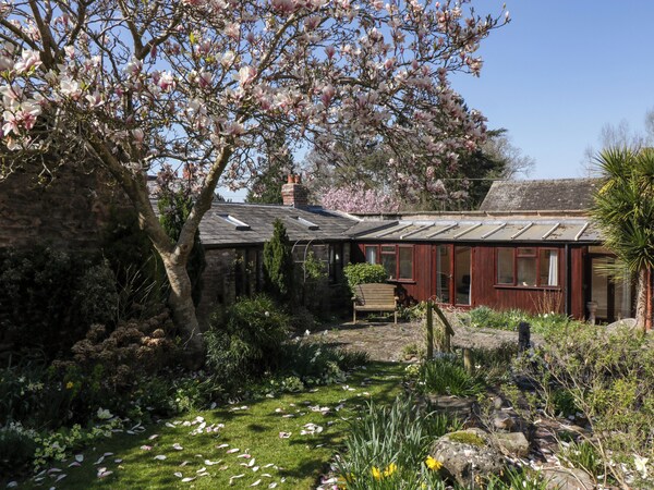 The Cottage At Rocklands Farm, Romantic, With A Garden In Goodrich - Forest of Dean