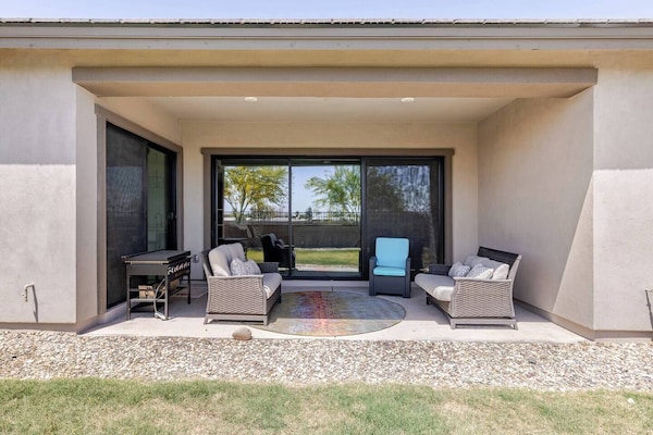 New 5br With Chefs Kitchen + Game Space Near State Farm Stadium - Phoenix, AZ