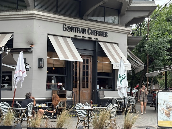 Downtown Palermo Soho Is A Safe, Touristy And Vibrant Nightlife Area. - Aéroport Jorge-Newbery de Buenos Aires (AEP)