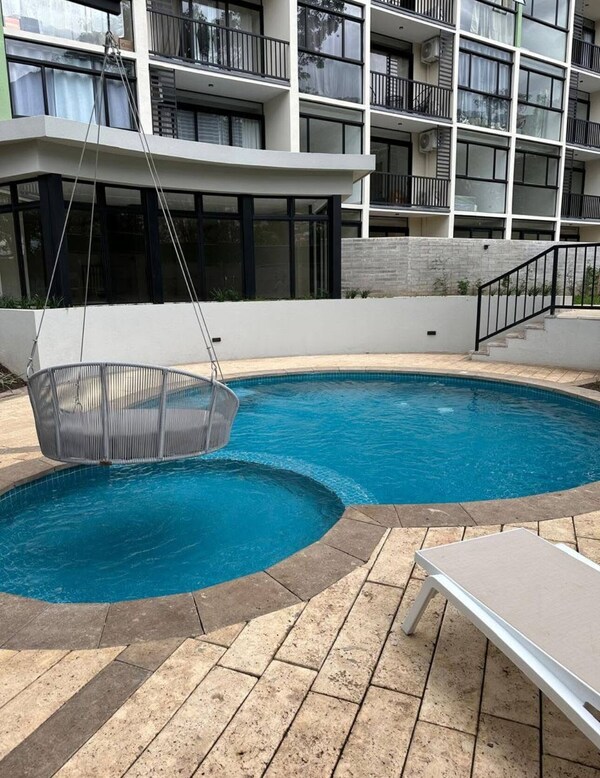 Modern Condo - Beautiful City & Volcano Views - 5 Min To Wtc & Top Places - San Salvador (El Salvador)