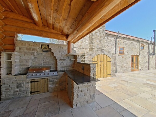 The Log Cabin At The Barn - Northumberland