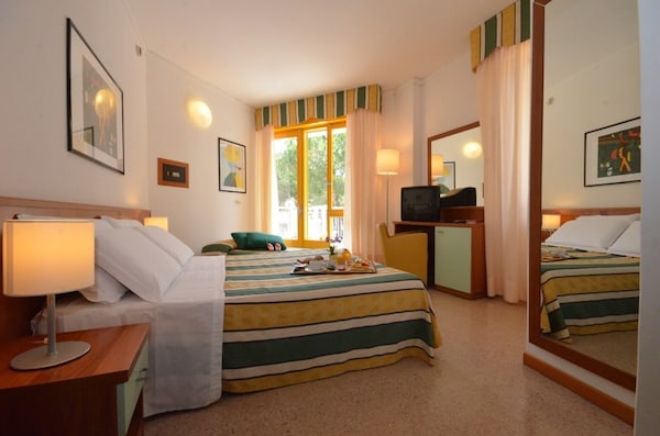 Hotel Luna - Habitación Clásica Plus Plus - Lignano Sabbiadoro