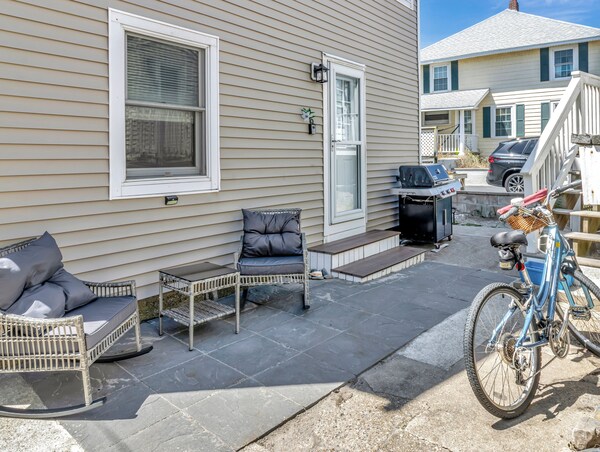 Sur La Sand Is Steps From The Ocean, Renovated, Immaculate, And Pet Friendly!!! - Massachusetts