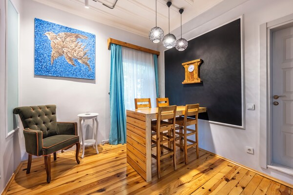 Luxury Homes In Sultanahmet - Esentepe