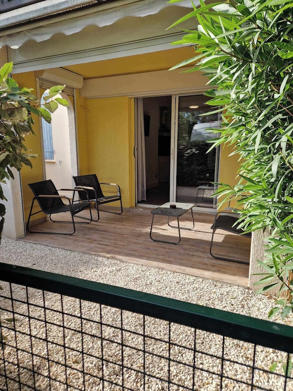 T2 Climatisé Avec Piscine Et Tennis - Fréjus