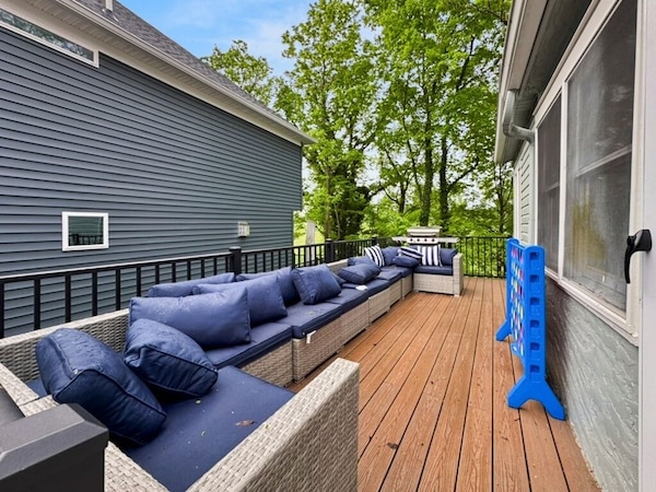 Spacious 3 Bed 2.5 Bath 2pk Spot - Cincinnati, OH