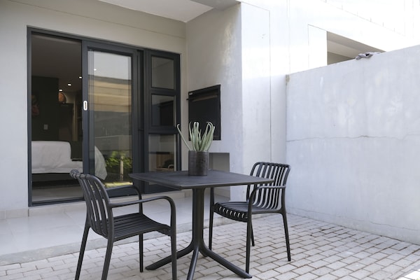 Cozy Apartment With Wifi And Ac In Charming Stellenbosch - Stellenbosch