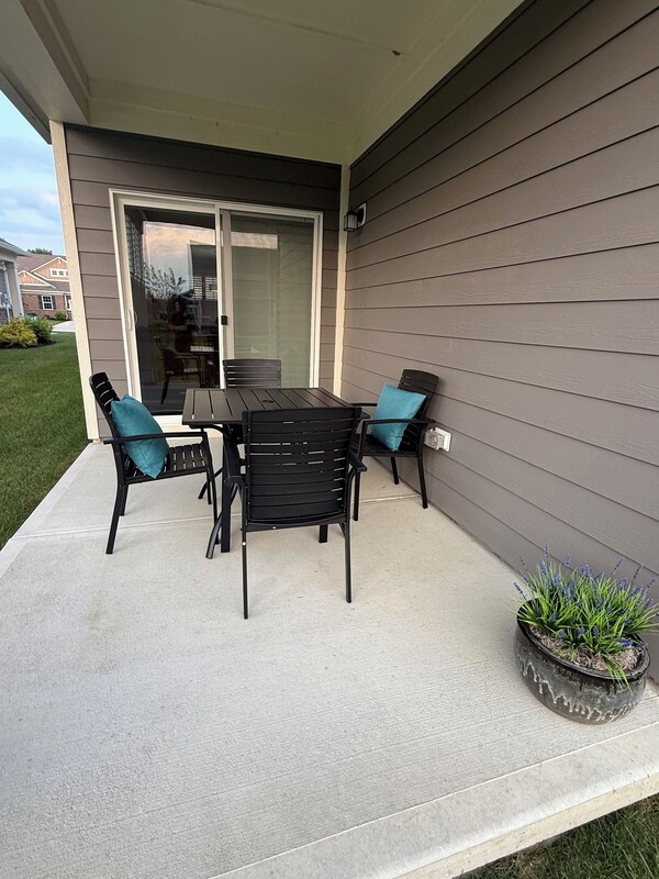 Rest & Rally Retreat  Your Game Day Getaway Just 5 Minutes From Grand Park! - Carmel, IN