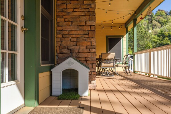 Modern Farmhouse In The Quaint Town Of Julian In The San Diego Mountains - Julián, CA
