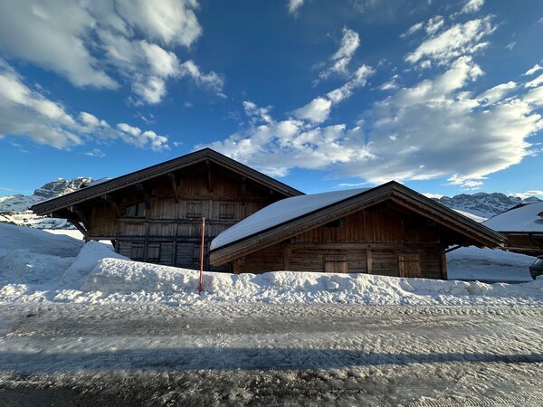 Superb Chalet At 1830 Ski In/out Luxury 16 People 6ch 6 Sdb Portes Du Soleil - Les Crosets