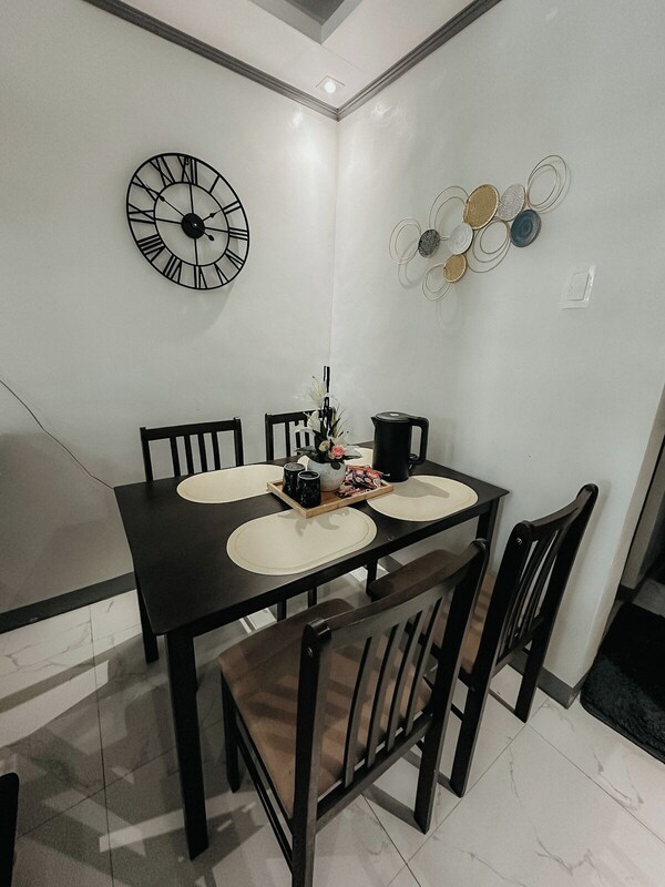 Casa Lirio Comfy 2-story Home W/ Free Parking - Binangonan