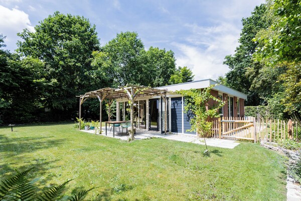 De Bosuil, A Cozy And Luxurious Detached Bungalow Of 60 Square Meters For 2 People, Located In A Peaceful Spot Within The Park. - Drenthe