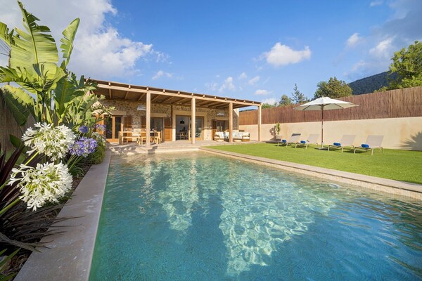 Villa En San Jose De La Atalaya Con 3 Habitaciones, Capacidad 6 - Sa Talaia
