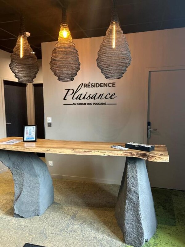 Appartement 2 Personnes Climatisé 1 Chambre Proche Aïga Resort Puy De La Vache 100 - Châtel-Guyon