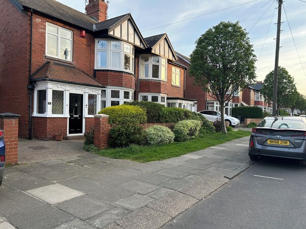 Bella's Beach House - Less Than 100m From The Seafront In Whitley Bay! - South Shields