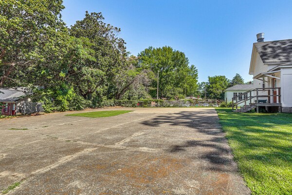 Highland Manor, King Size Beds, Game Room With Treadmill. - Jackson, TN