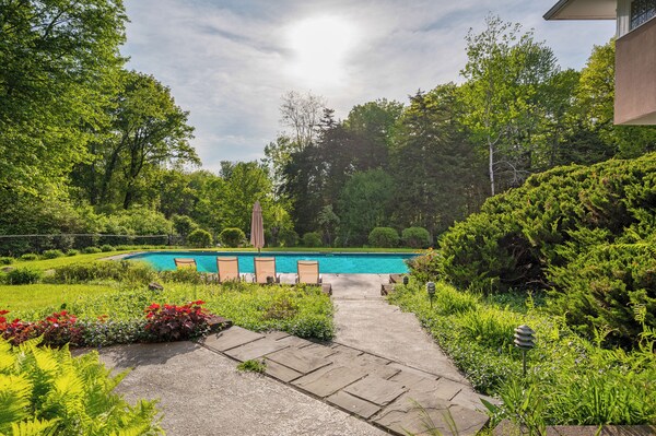 Pleasant Valley Pines - Hyde Park, NY