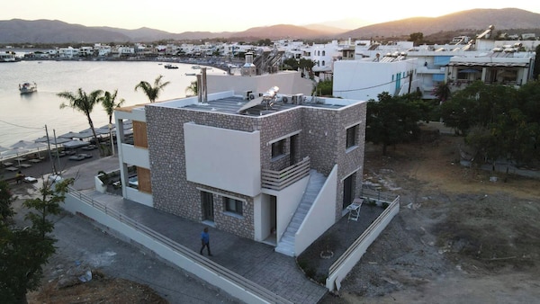 Oceanfront Apartment In Welcoming Haraki - Lindos