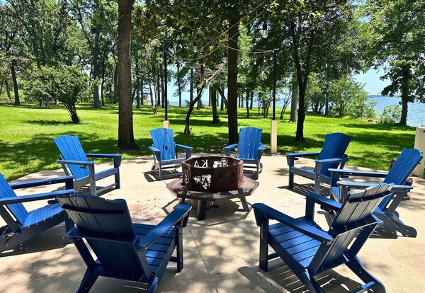 3bd Lakefront Escape | Private Dock | Games - Point, TX