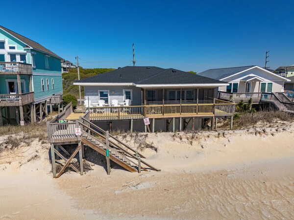 Oceanfront Charm | Classic 1960s Cottage | Screened Porch & Extra Suite - Surf City, NC