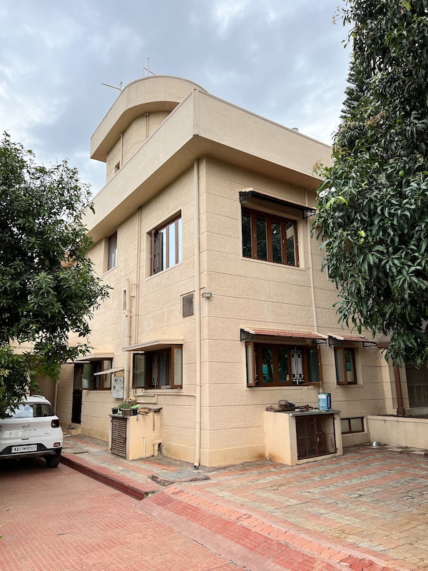 3 Ac -Bedroom Luxurious Bungalow In Byrathi With Fitness Equipments &Wifi - Bengaluru