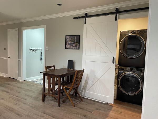 Newly Renovated Space For Up To 12 In Ruston Near La Tech - Ruston, LA