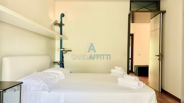 Turchese Apartment - Central And With Pool - Sirmione