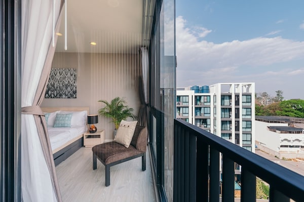 Modern Condo In Nimman - 807 - Chiang Mai