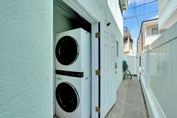 Groovy Bungalow On Balboa Island! - Newport