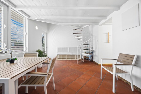 Beachfront | With Pool | Free Parking | Private Balcony - Aguada