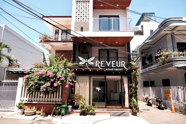 Minimalist Comfort Near The Sea - Central To Food & Shopping - Da Nang